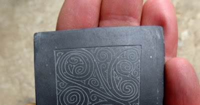 in the workshop: Slate engraving