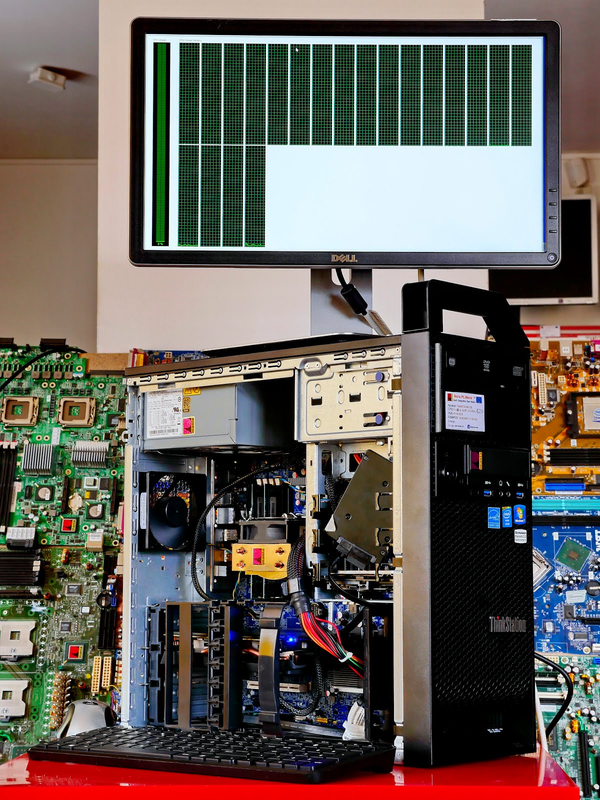 Retro-PC-Mania - ревюта на истински компютри, за творчески човеци: 2017/06