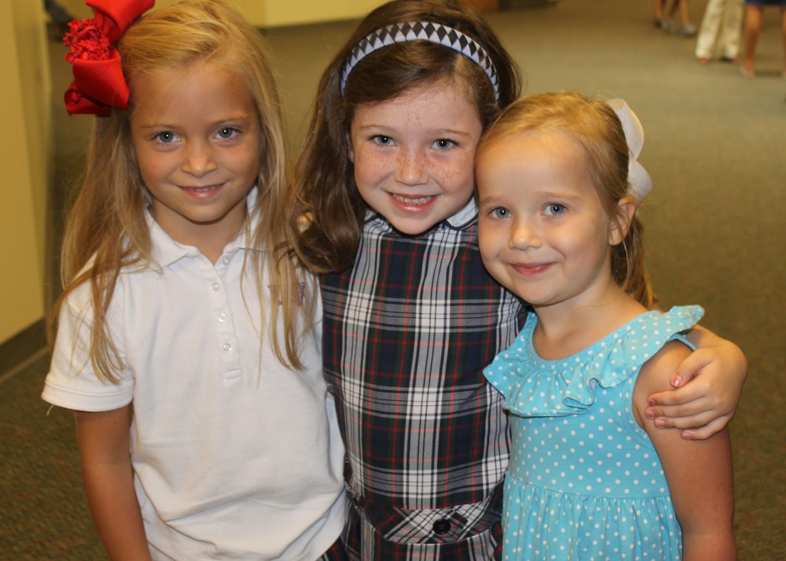 smilejulia and smilegracie: First Day of FIRST Grade!