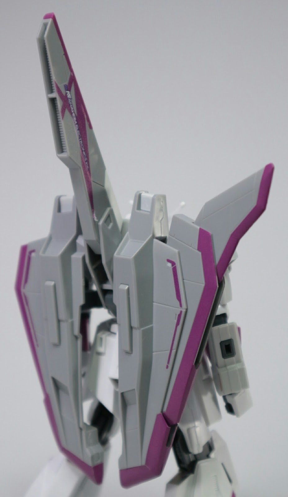 [ Review ] - HGUC 1/144 - Zeta III The Gundam Base Limited