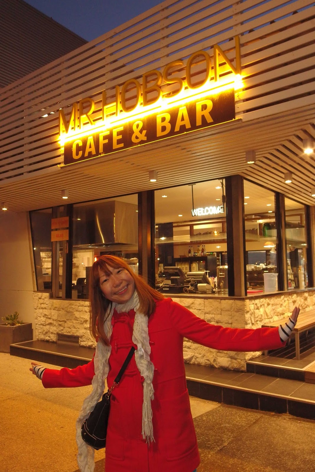 Mr Hobson - Review - Port Melbourne