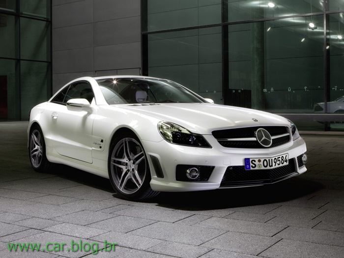 Mercedes Benz encurta o tempo de fabricação de seus carros