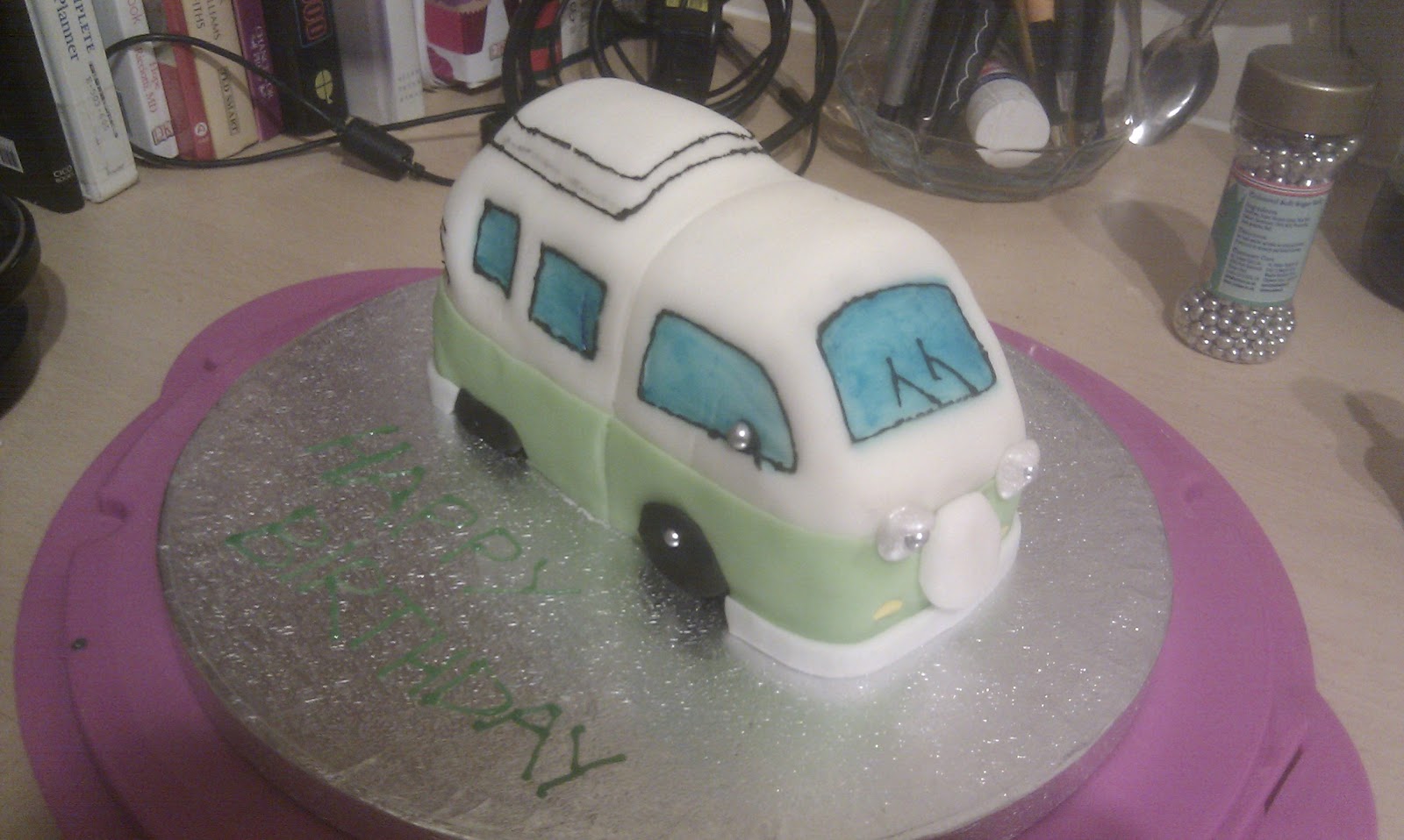 Jodie's VW Camper Van Birthday cake | Natalie's Baking & Craft Blog