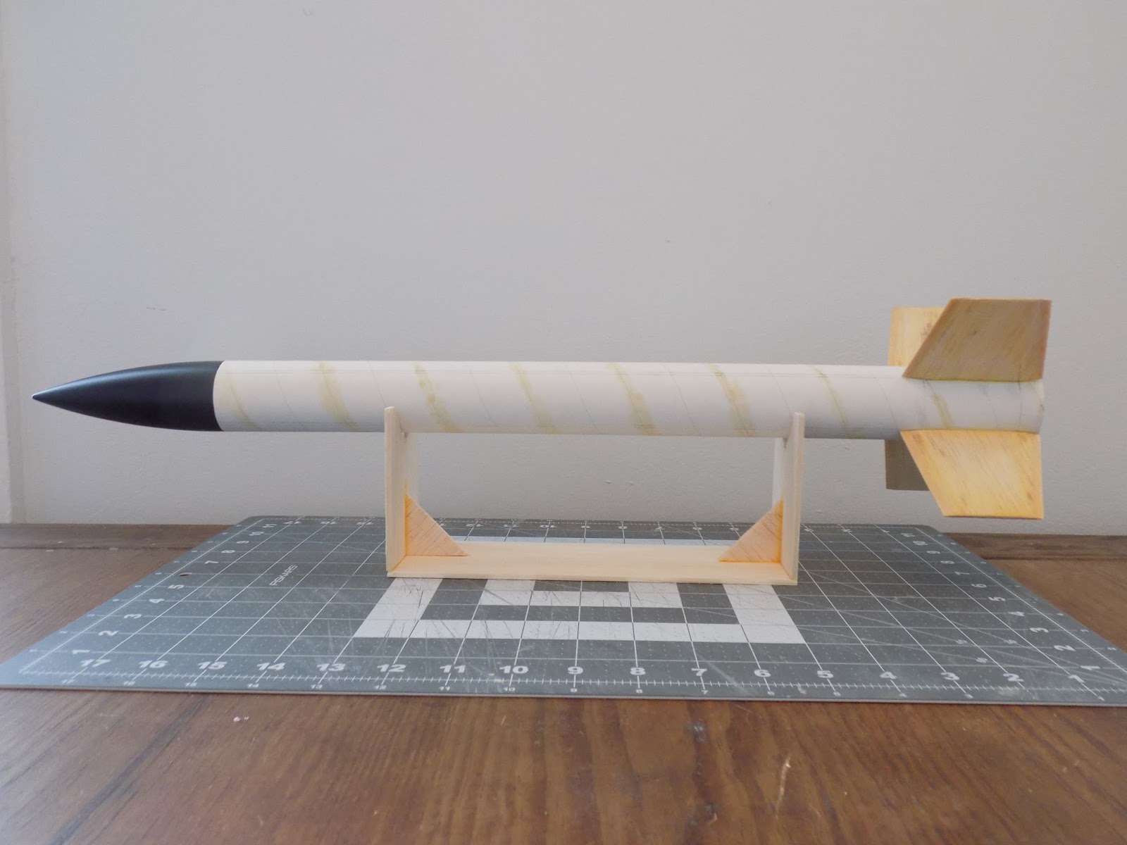 The Rocket N00b: Build It Yourself - Rocket Cradle