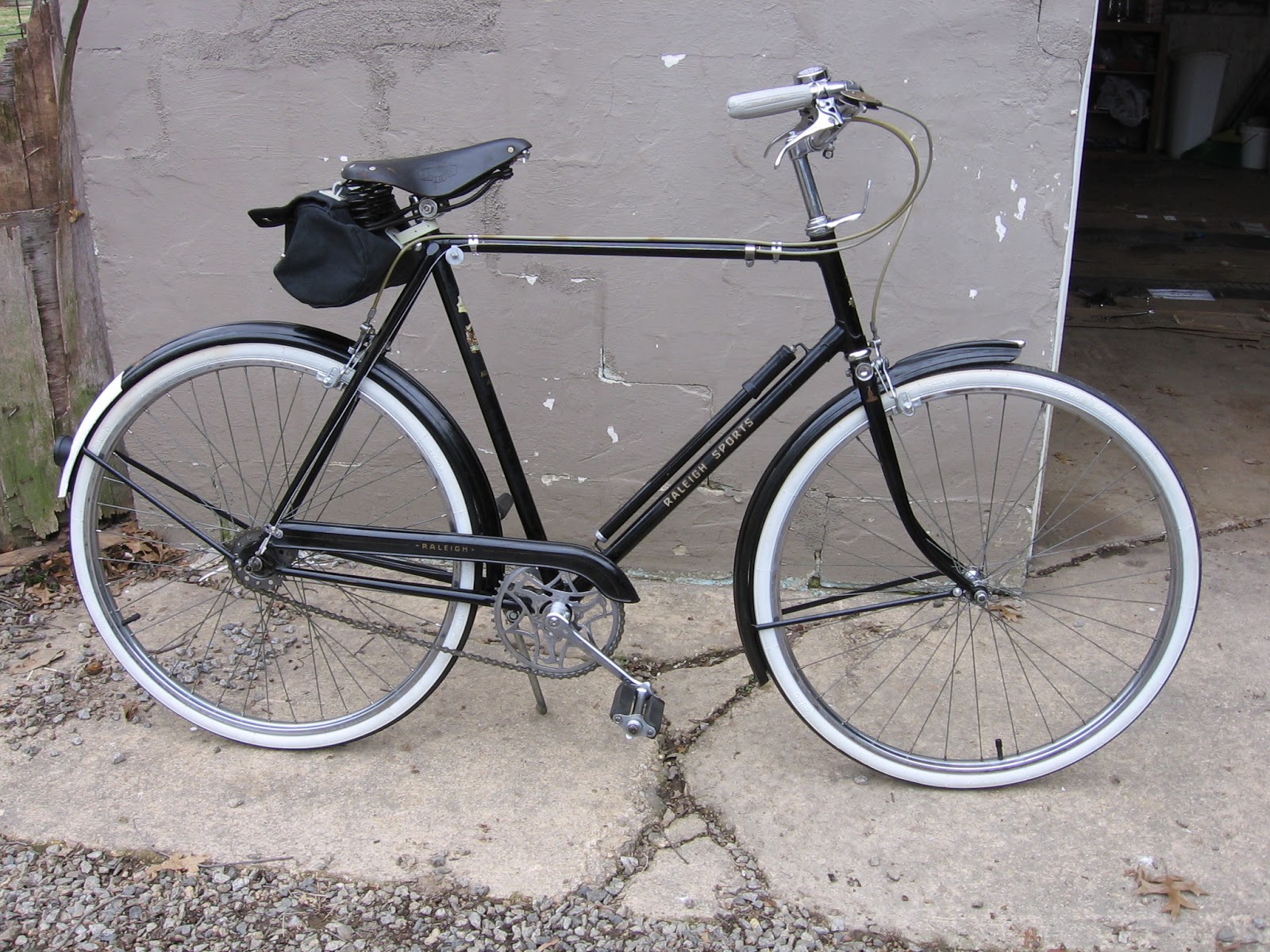 The Bike Shed: 1958 Raleigh Sports Four Speed