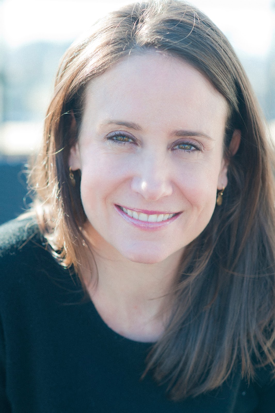 Chick Lit Central: No bones about it, Alison Pace is DOGgone great ...