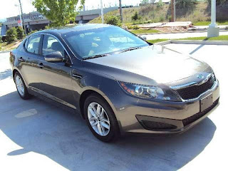 The Green Light: Review: 2011 Kia Optima LX