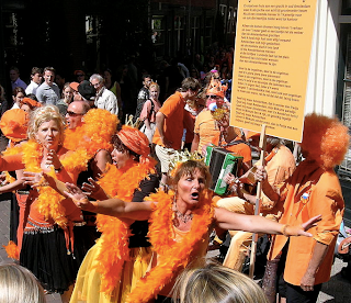 The Language Journal: The Netherlands: Where Orange Rules Koninginnedag ...