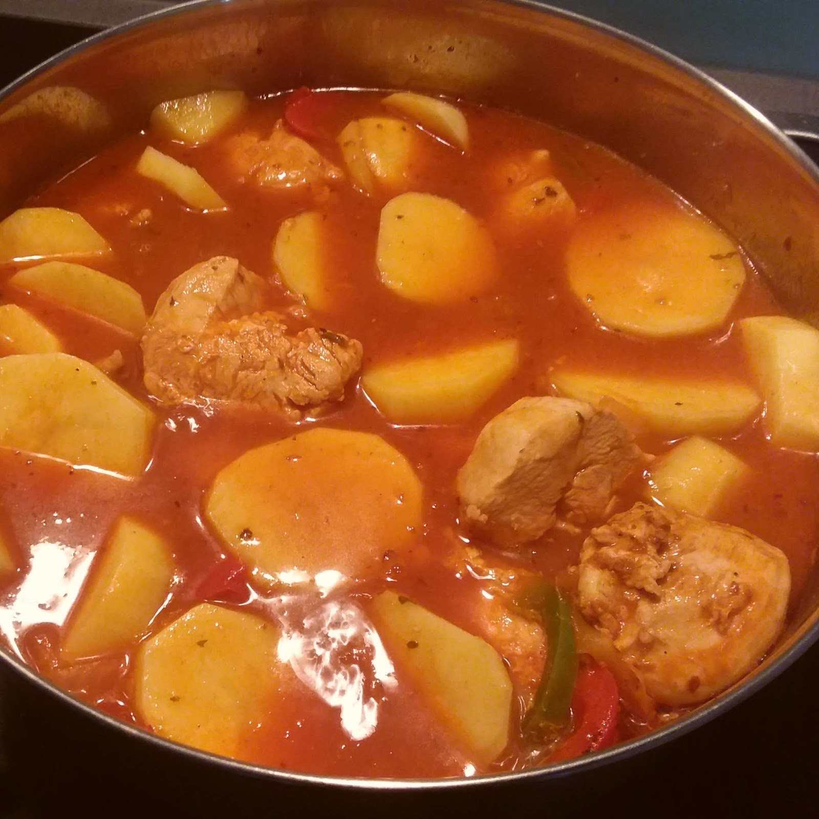 Recetas fáciles "Cocina hoy con Cecilia": Pechugas de pollo guisadas ...