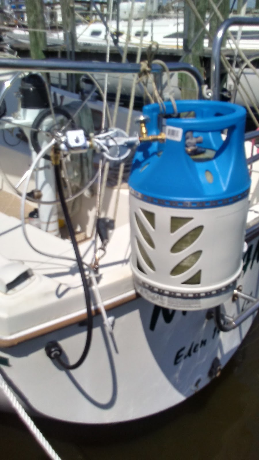 Mid-Life Cruising!!!: The Propane Project!