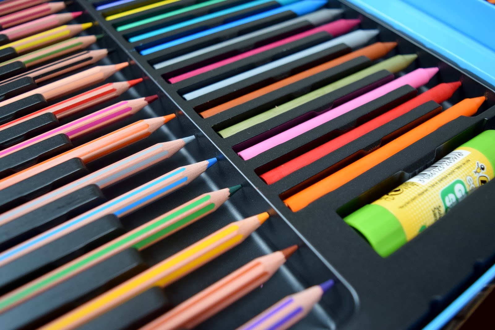 BIC Kids Colouring Activity Set - Review - We're going on an adventure