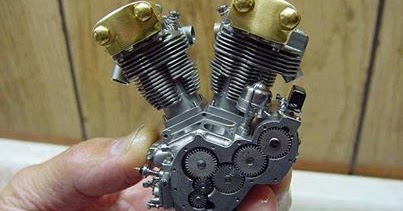 The world's smallest V-twin engine - MechanicsTips