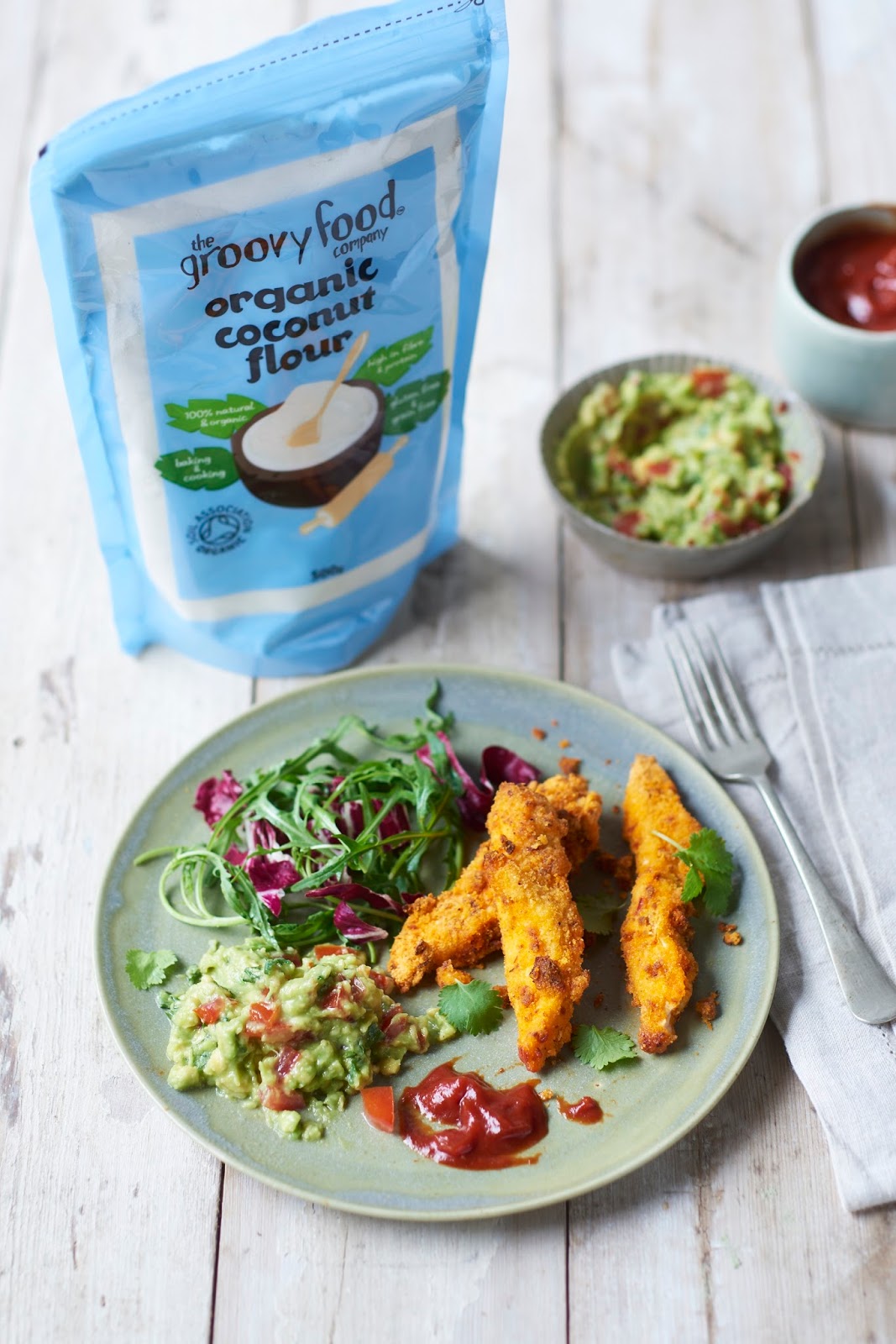 How To Make Crispy BBQ Chicken With Avocado - Claire Justine