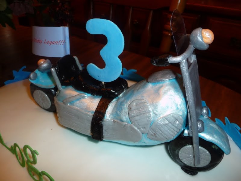 Icing On Top -- Cakes for Every Occasion: Motorcycle Birthday Cake
