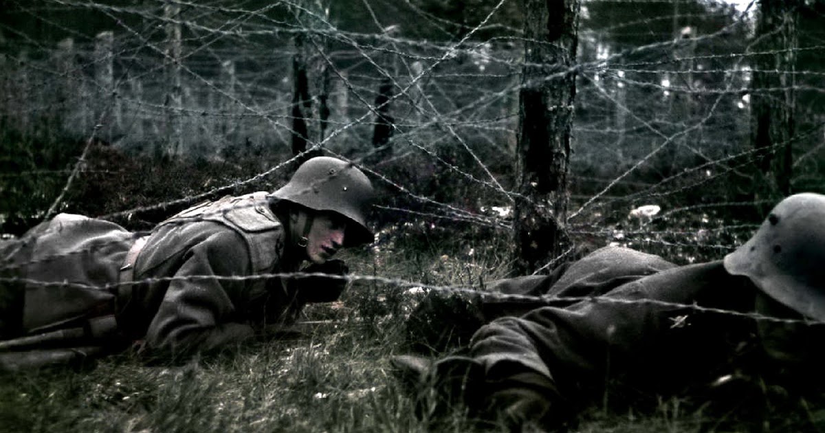 World War II in Color: Finnish Soldiers Advancing Under Barbed-Wire ...