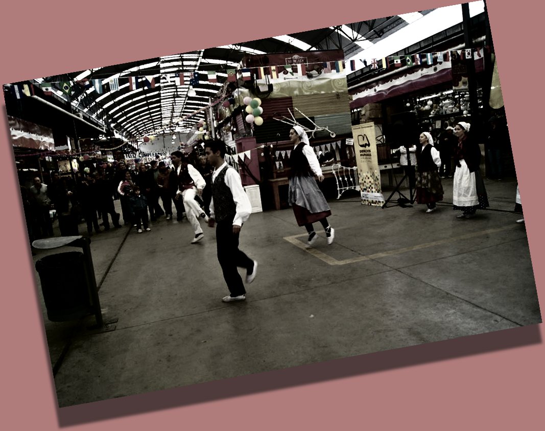 MERCADO de las PULGAS ~ DANTZ-ANGO