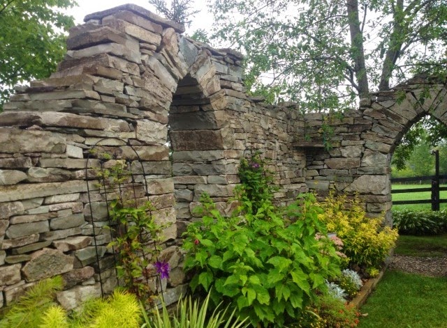 Thinking With My Hands: A 'Real' Garden 'Completes' A 'Pretend' Ruin