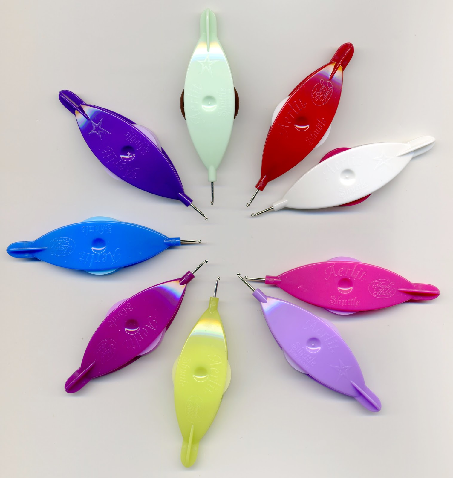 Tatting and not a lot else!: New shuttles