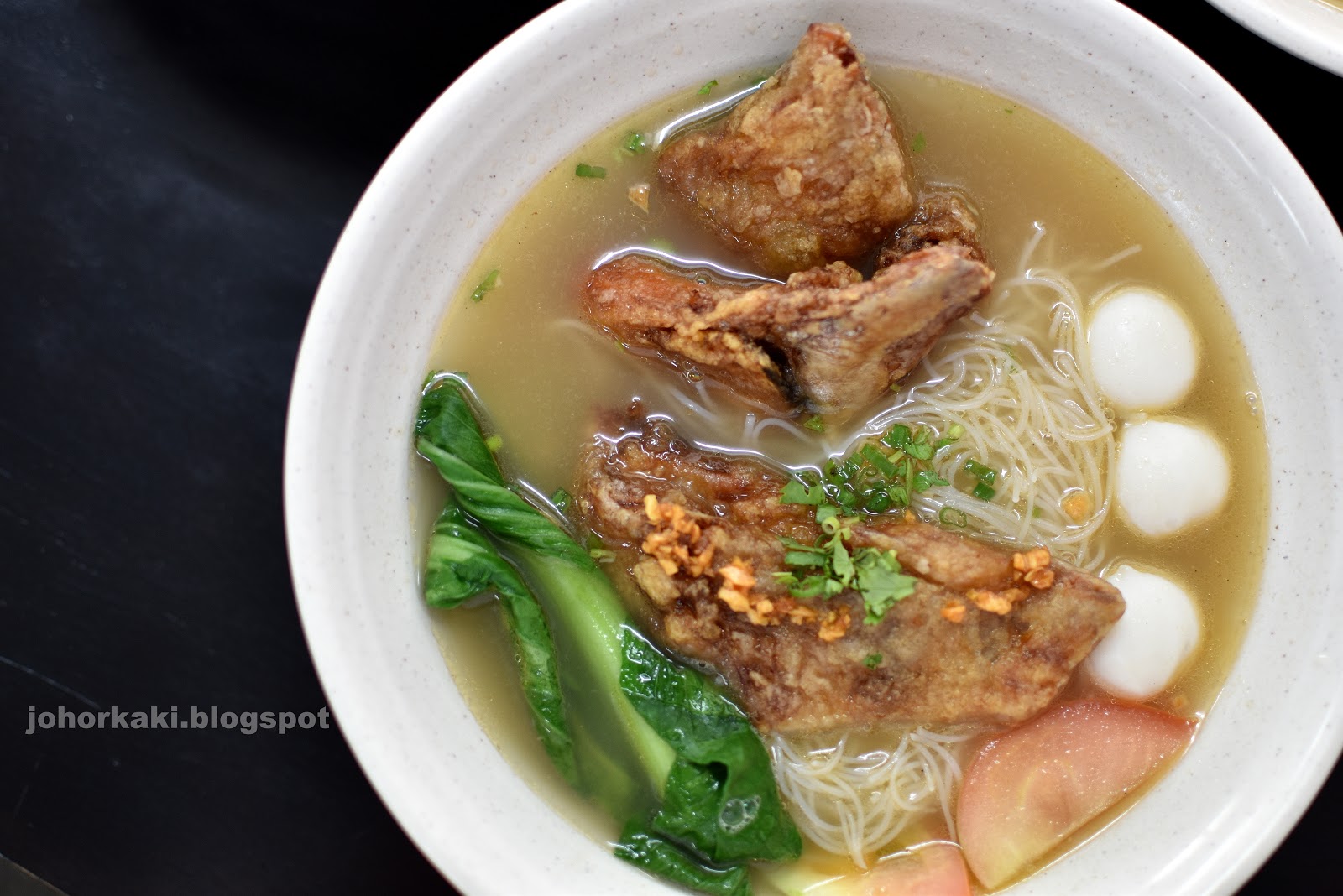 Chef Ong Salmon Fish Head Soup & Sashimi 三文鱼头鱼片汤 JK1497 |Tony Johor ...