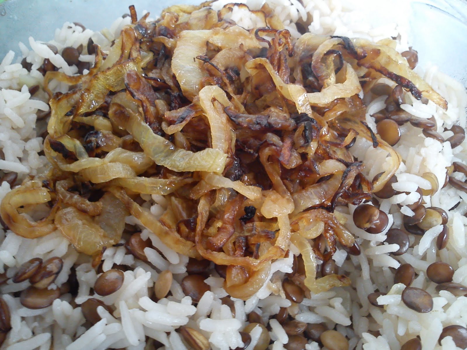 Mjadra (arroz com lentilha)