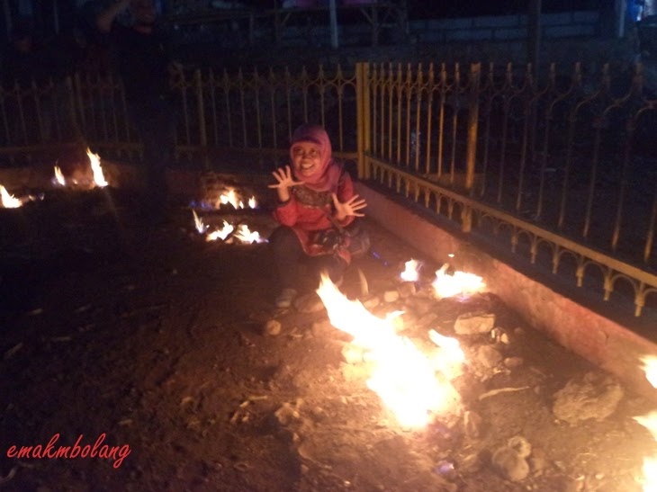 Api Tak Kunjung Padam - EMAKMBOLANG