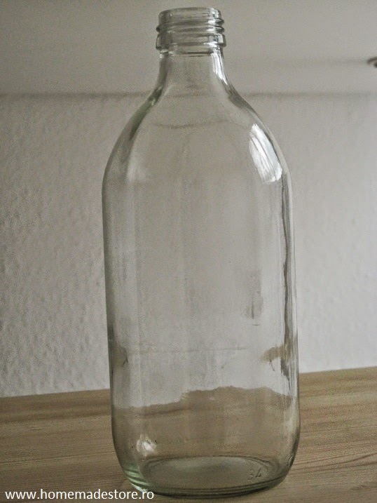 Homemade Store: HI: Recycling - vaza din sticla de lapte