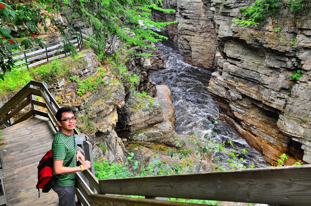 The Nomadic Pinoy: Ausable Chasm