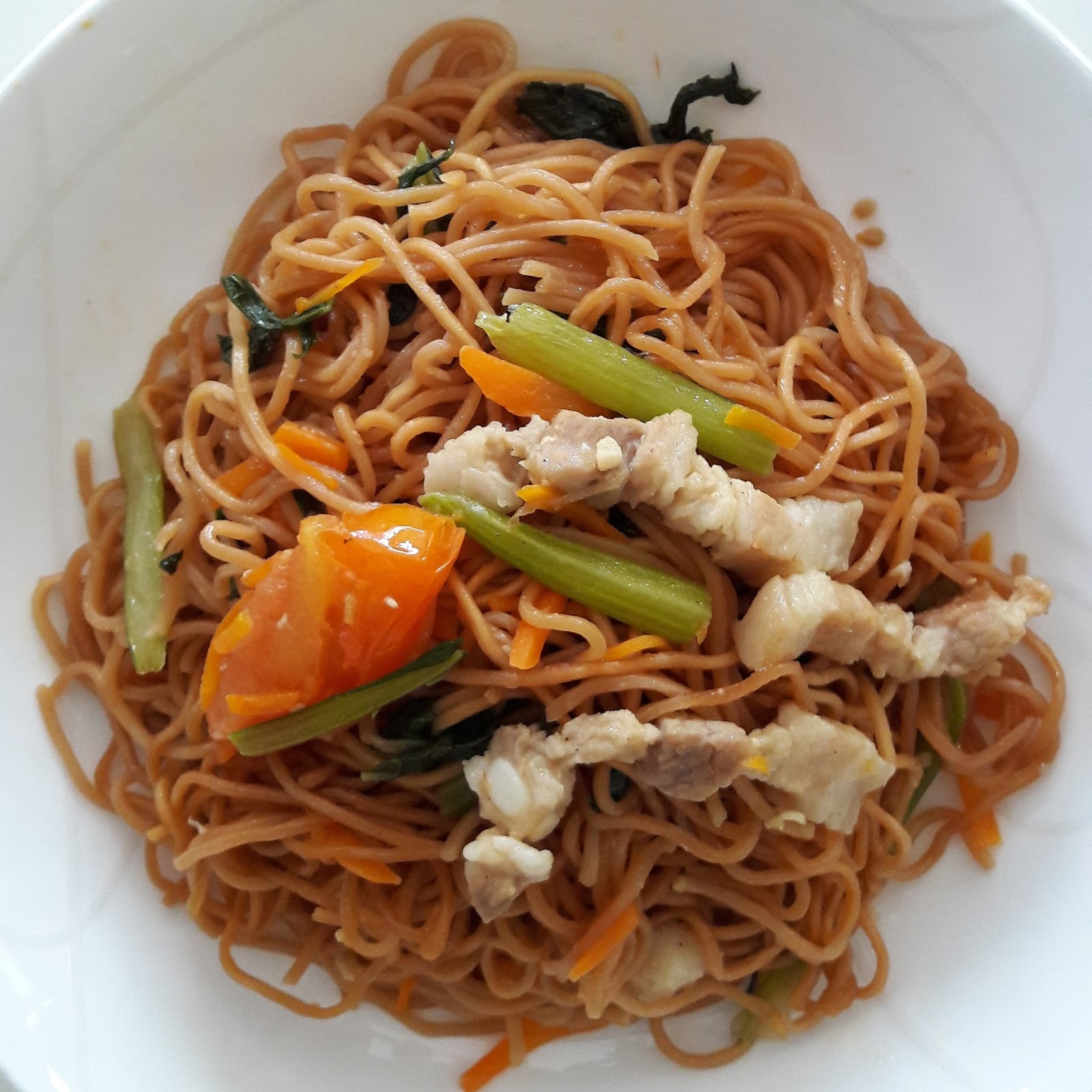 Claypot Noodles (Poh Chai Mee) with Pork Belly, Choy Sum - 40/50