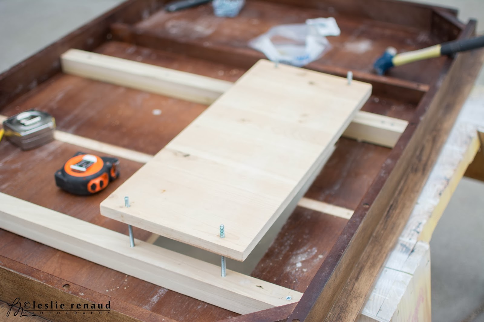 The Lucky Fox: Recessed sewing table