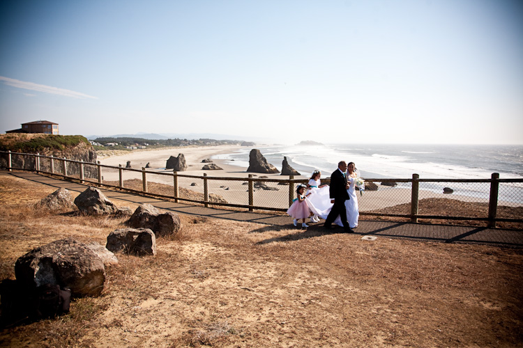 Bryon DeVore Photography: Bandon Wedding