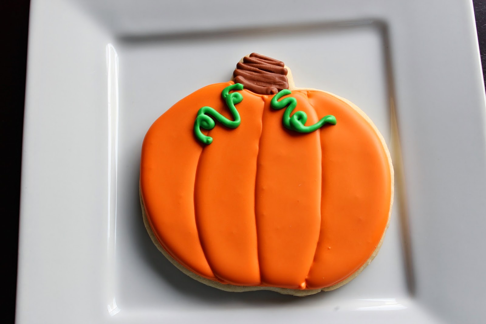 Suzy Social Worker by Day.... Betty Crocker By Night...: Halloween Cookies