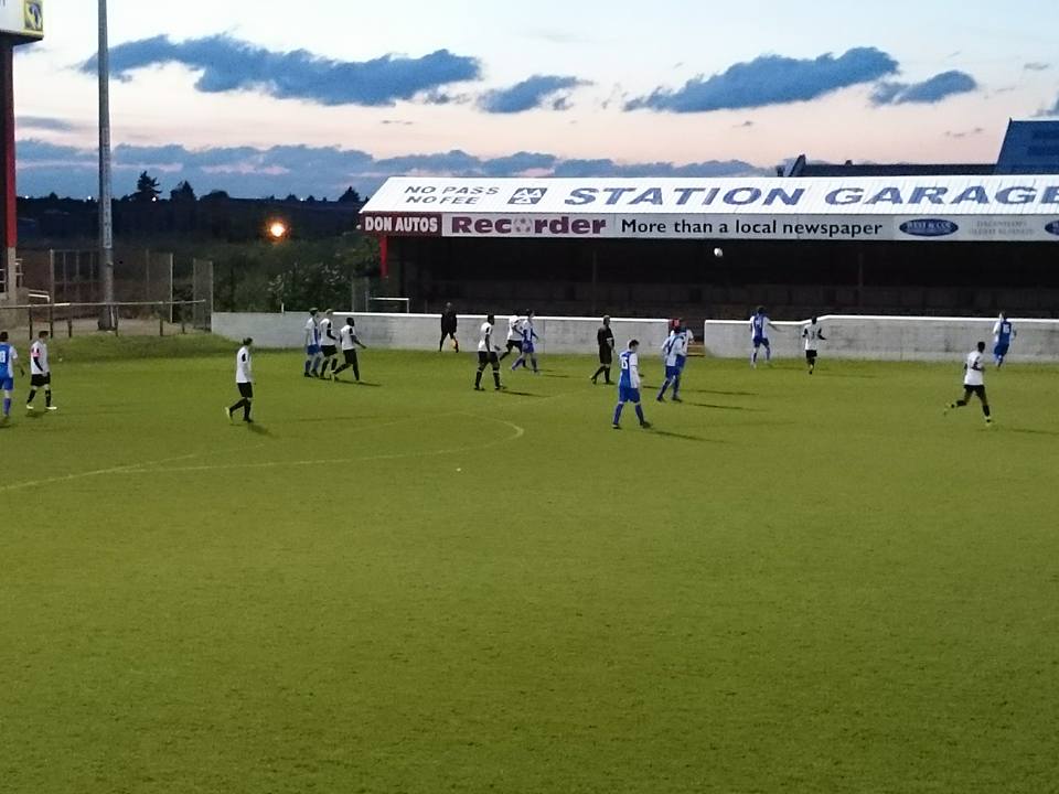 Pedro's Local Footie Fix: Lymore Gardens 8 Chigwell Rovers 0