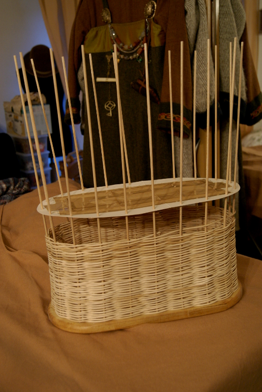 Kobolds Kerkerbastelei: Gokstad-Style Basket Backpack