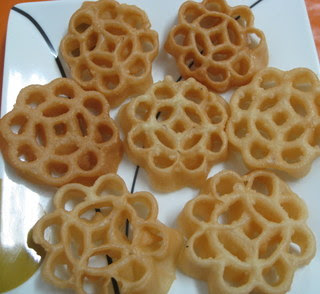 Food Recipes: Achu Murukku (eggless)