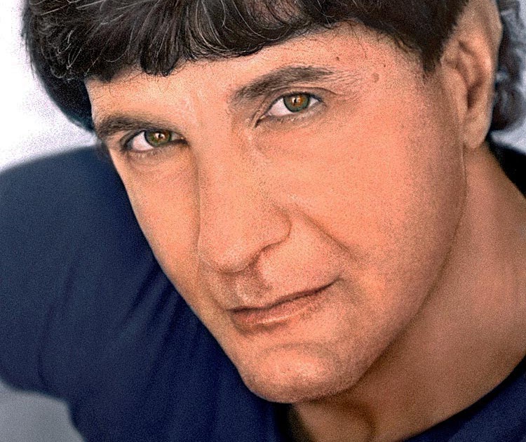 GARY CATONA HOLLYWOOD'S VOICE BUILDER