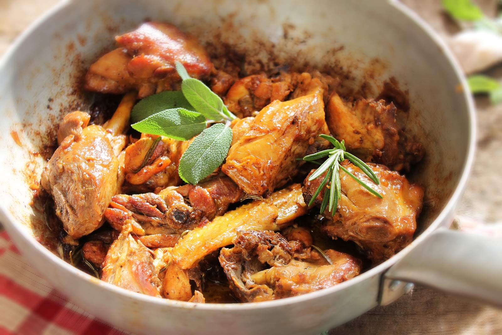 Aglio, Olio e Peperoncino: Pollo alla Cacciatora