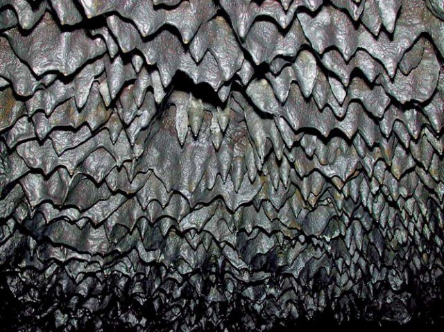 Lavacicle Caves - Geology In