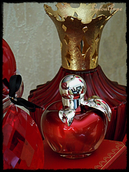 Lylou.Anne Collection: Du rouge pour la Ronde des Couleurs...