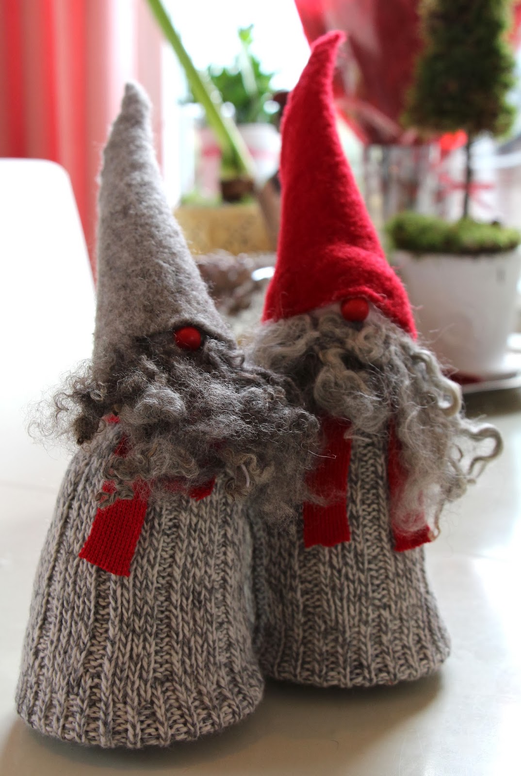 Änglahus: Lucka 18: Tomtar a la raggsocka!