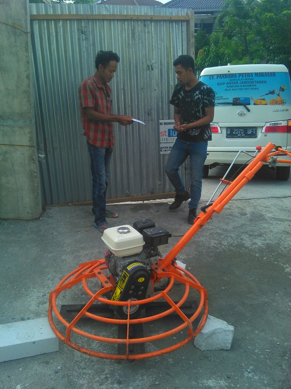 Sewa TROWEL Bali - PUSAT SEWA ALAT PROYEK & ALAT BERAT BALI