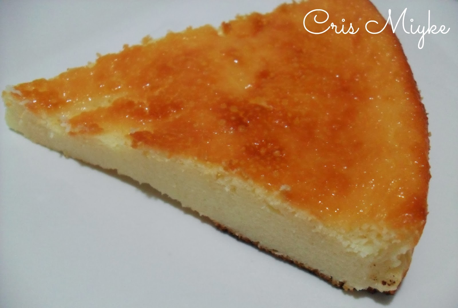 Bolo de Ricota Simples com Mirtilos em Calda