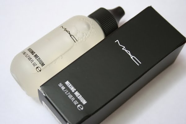 MacKarrie Beauty Style Blog: MAC Mixing Medium Water Base Review