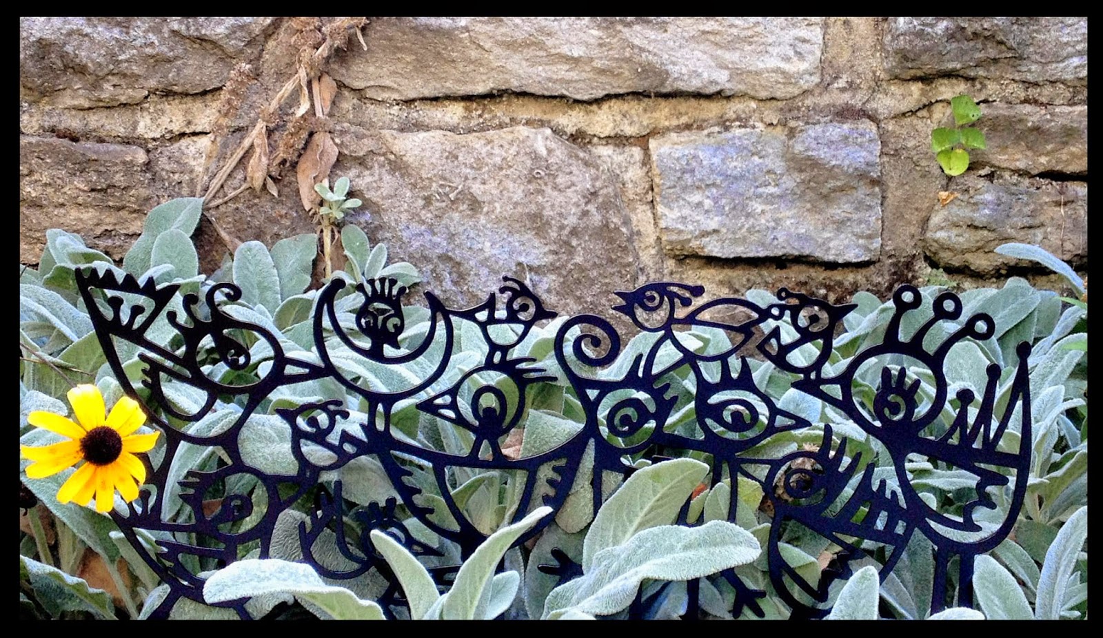 METAL WORK by Ursula Roma: Birds - Garden Border or Wall Art