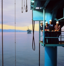 Oil Rig Jobs with No Experience: Oil Rig Jobs in the Oil Industry