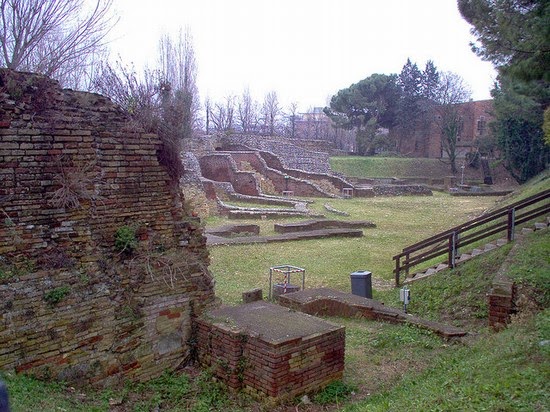 Las Arenas De Roma: Rimini