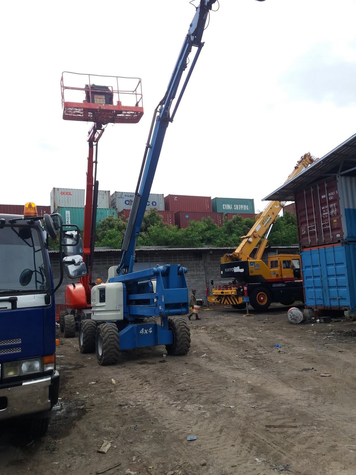 Scissor lift dan Boom lift murah Alat berat