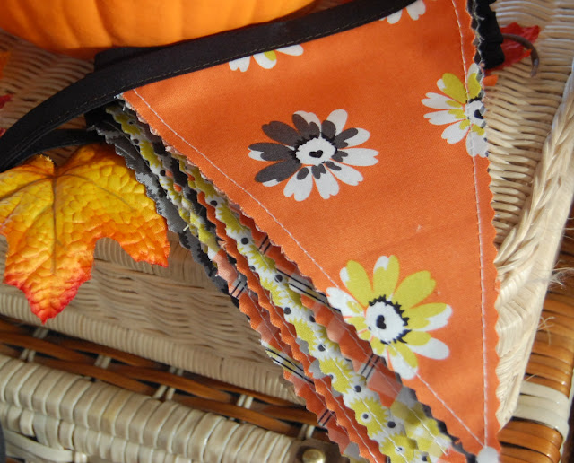 happy little cottage: Candy Corn Colors