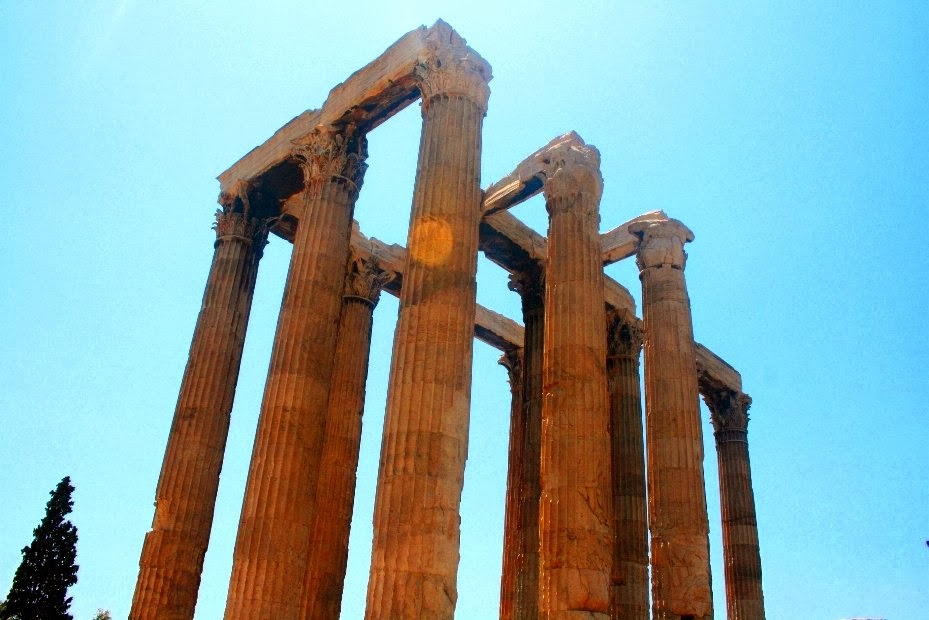 Guía de monumentos de un trotamundos stopover: Templo de Zeus Olímpico