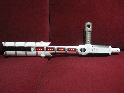 deSMOnd Collection: Hasbro Bladebuilders "Star Wars: Electronic Riot Baton"