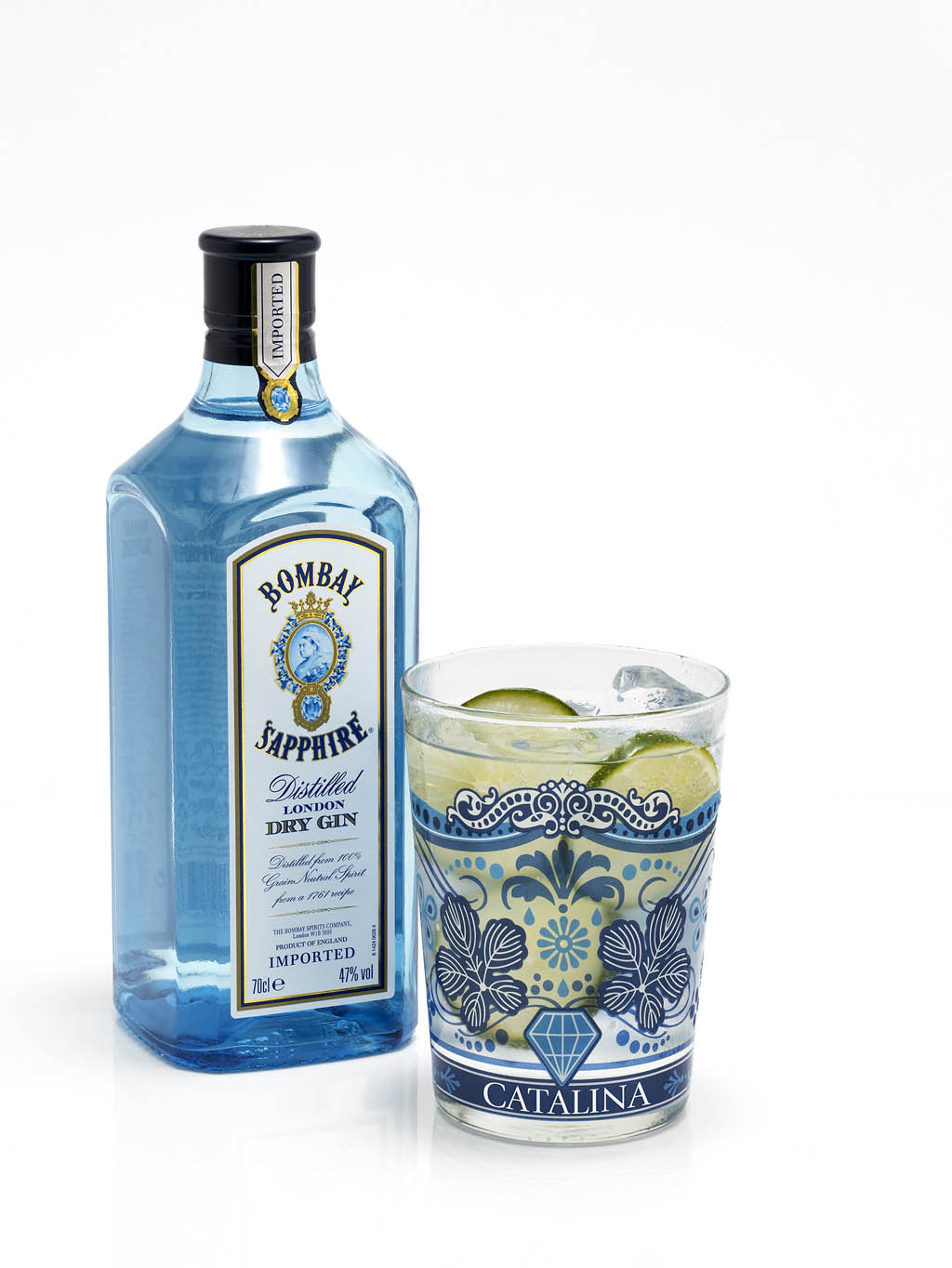 De Cócteles y Copas: Bombay Sapphire, ya bebíamos ginebras premiums y ...